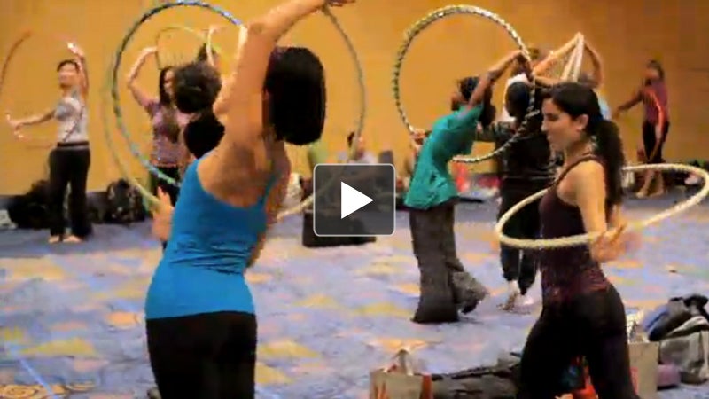 Watch: Shakti Sunfire + Sianna Sherman Teach a Hooping Class | YJ Live