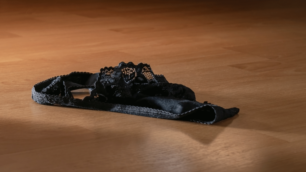 Nearly 1 in 5 Students Goes Commando In Yoga. Here's Why.