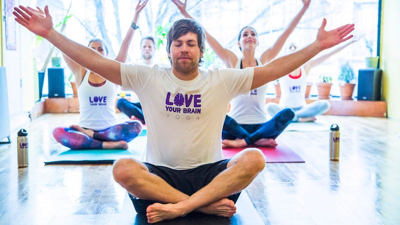 Snowboarder Kevin Pearce: Yoga + Meditation for Brain Injury Recovery