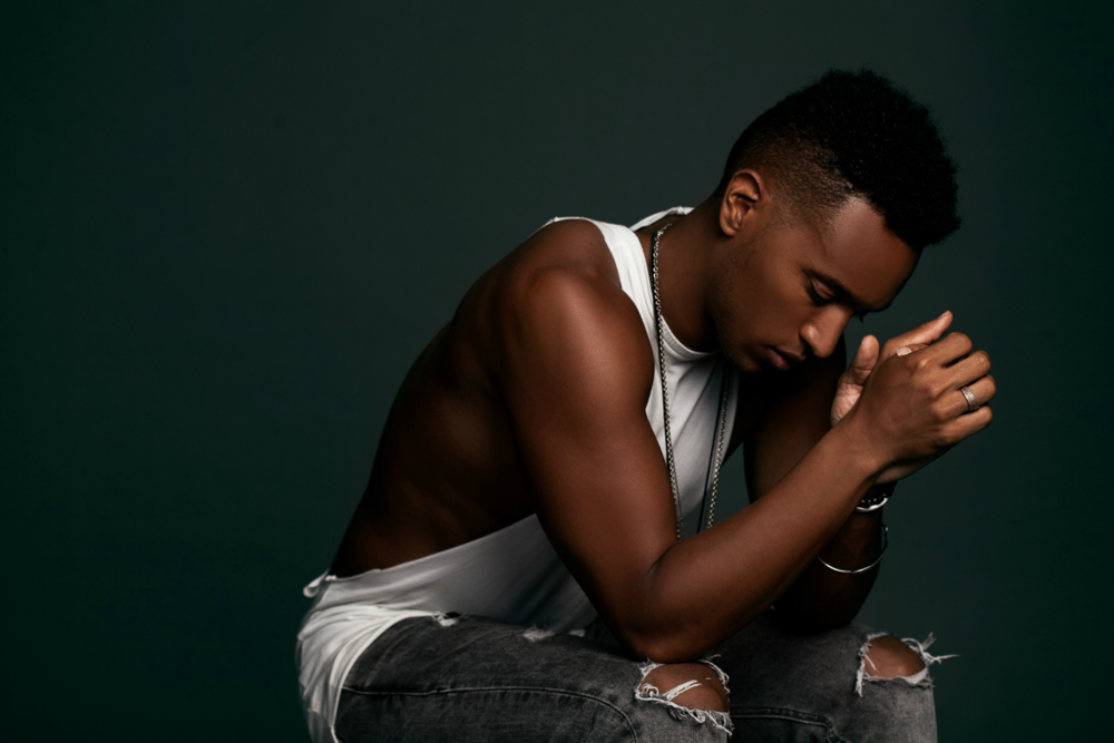 Justin Michael Williams's 90-Minute Yoga Playlist to Kick-Start Your Dreams