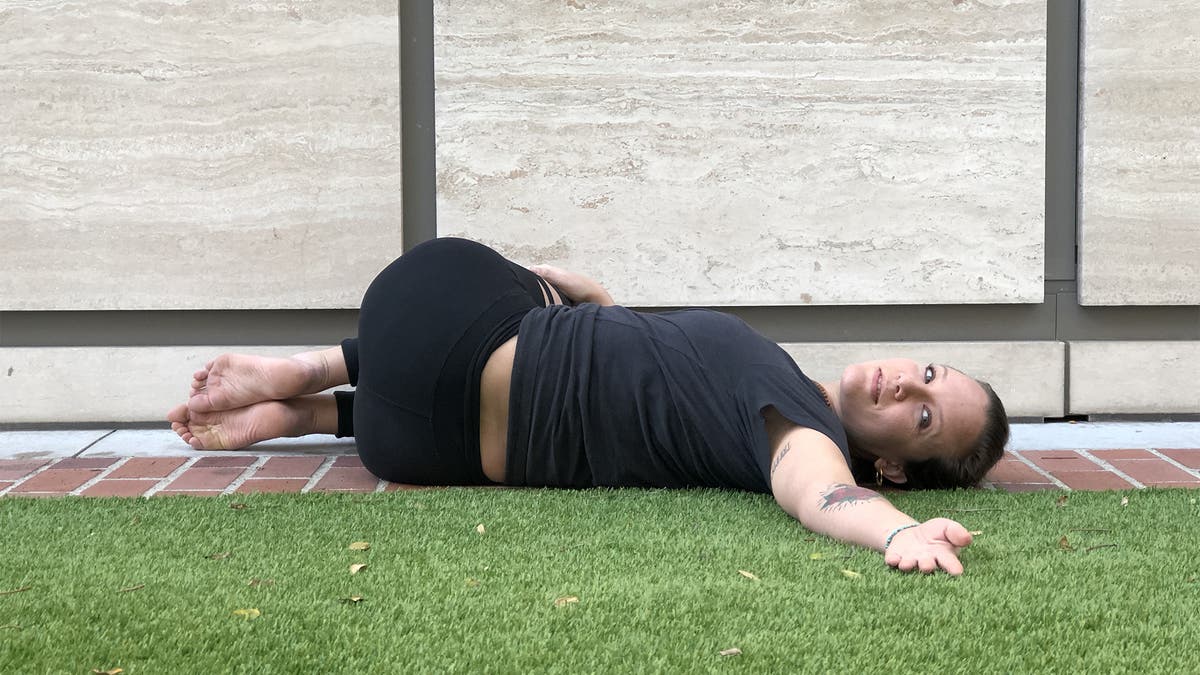 Side Body Stretches: 9 Yoga Poses That Stretch the Side Body