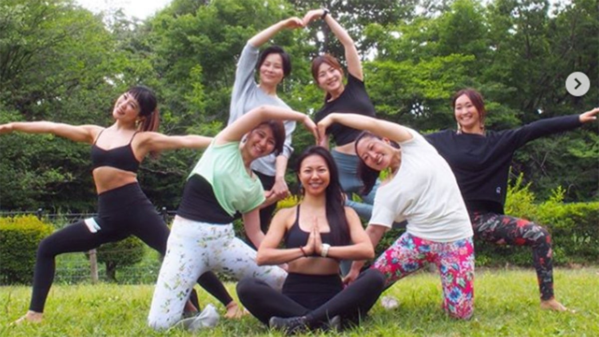 7 Yogis Around the World Worth Following on Instagram