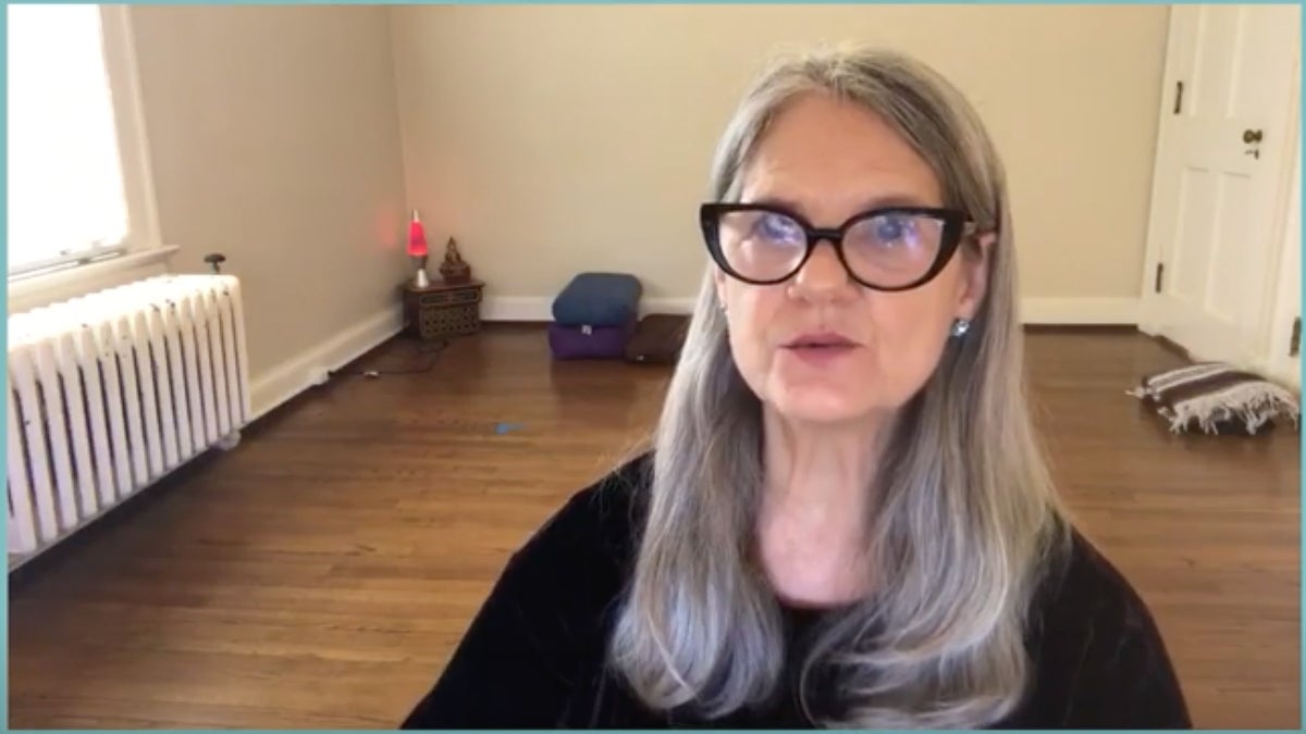 A Meditation for the Eyes from Cyndi Lee - Yoga Journal