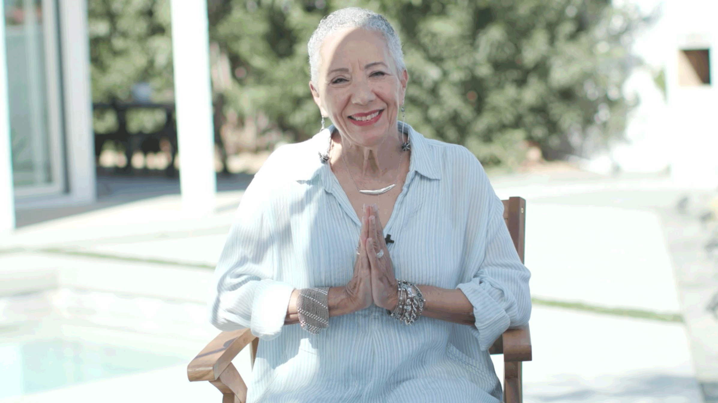 10-Minute Meditation for Trauma With Dr. Gail Parker - Yoga Journal