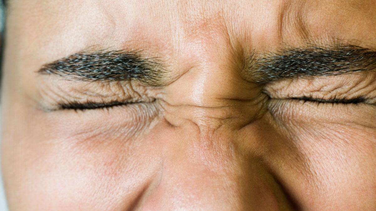 We Tried Doing Eye Yoga—And It Was The Hardest Thing Ever