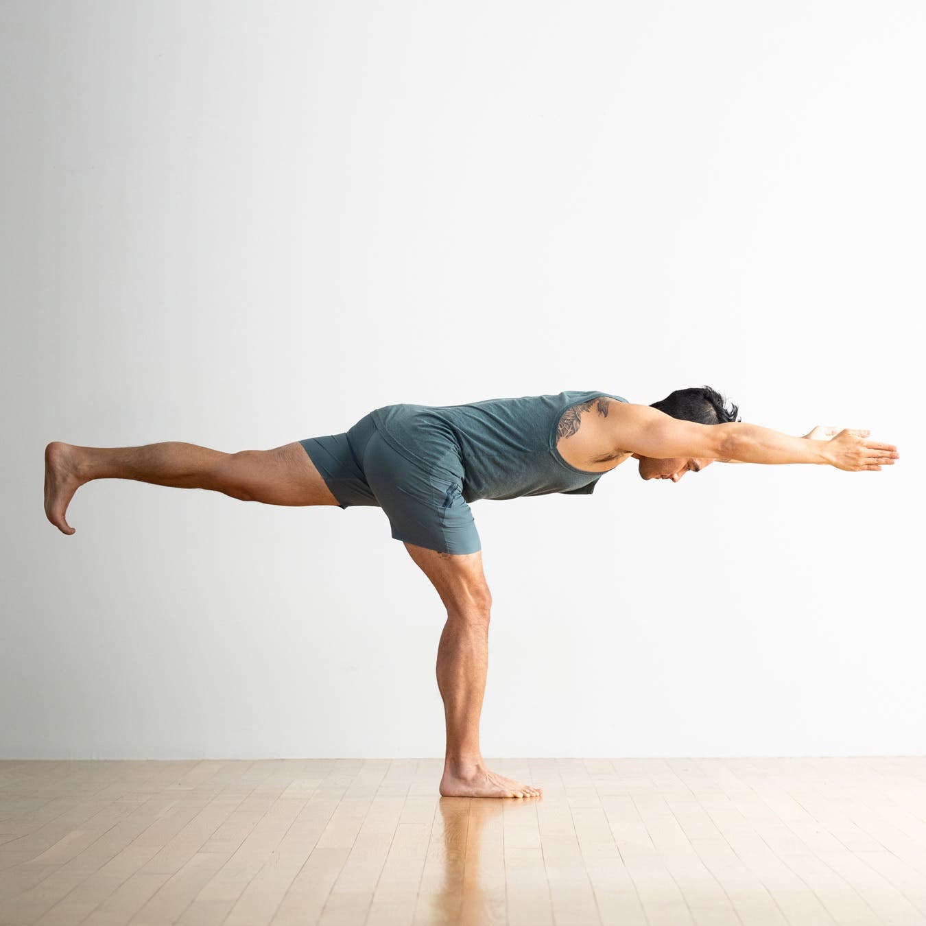 Warrior 3 Pose: Balance & Alignment Guide for Yoga Practitioners ...