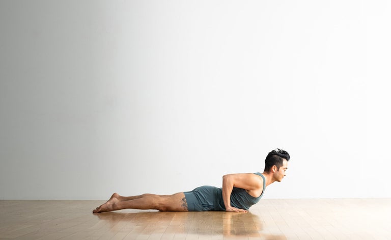 How to Reverse Tech Neck: 7 Yoga Sequences for Better Posture