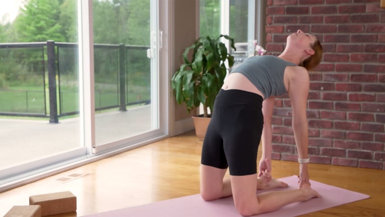20-Minute Power Yoga Flow To Challenge Yourself