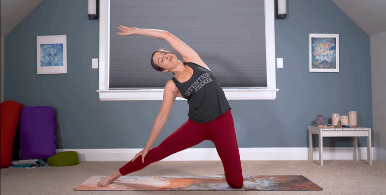 A 30-Minute Feel Good Yoga Flow for When You Simply Want to Move - Yoga ...