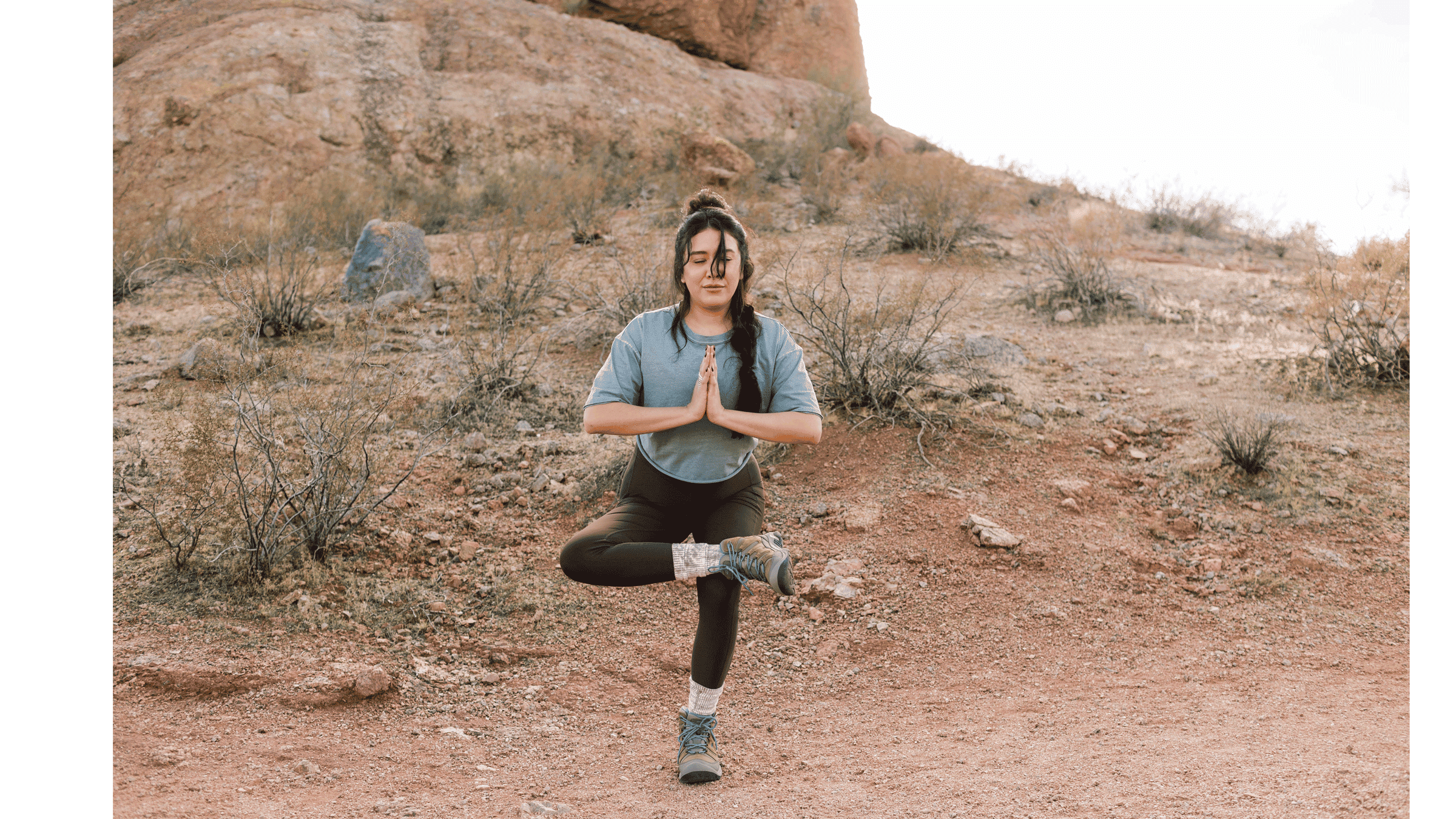 8 Essential Hiking Stretches to Prevent Aches and Strains