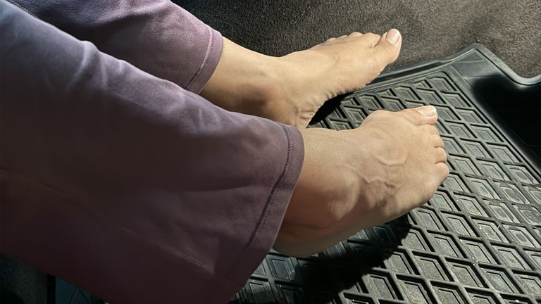 Car Stretches for Your Next Road Trip or Long Commute