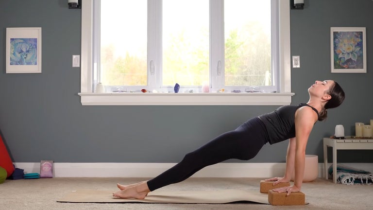 Essential Yoga for Core Strength (In Less Than 30 Minutes)