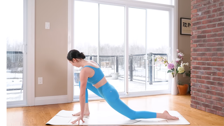 20-Minute Morning Yoga for the Full-Body Stretch That You Need - Yoga Journal