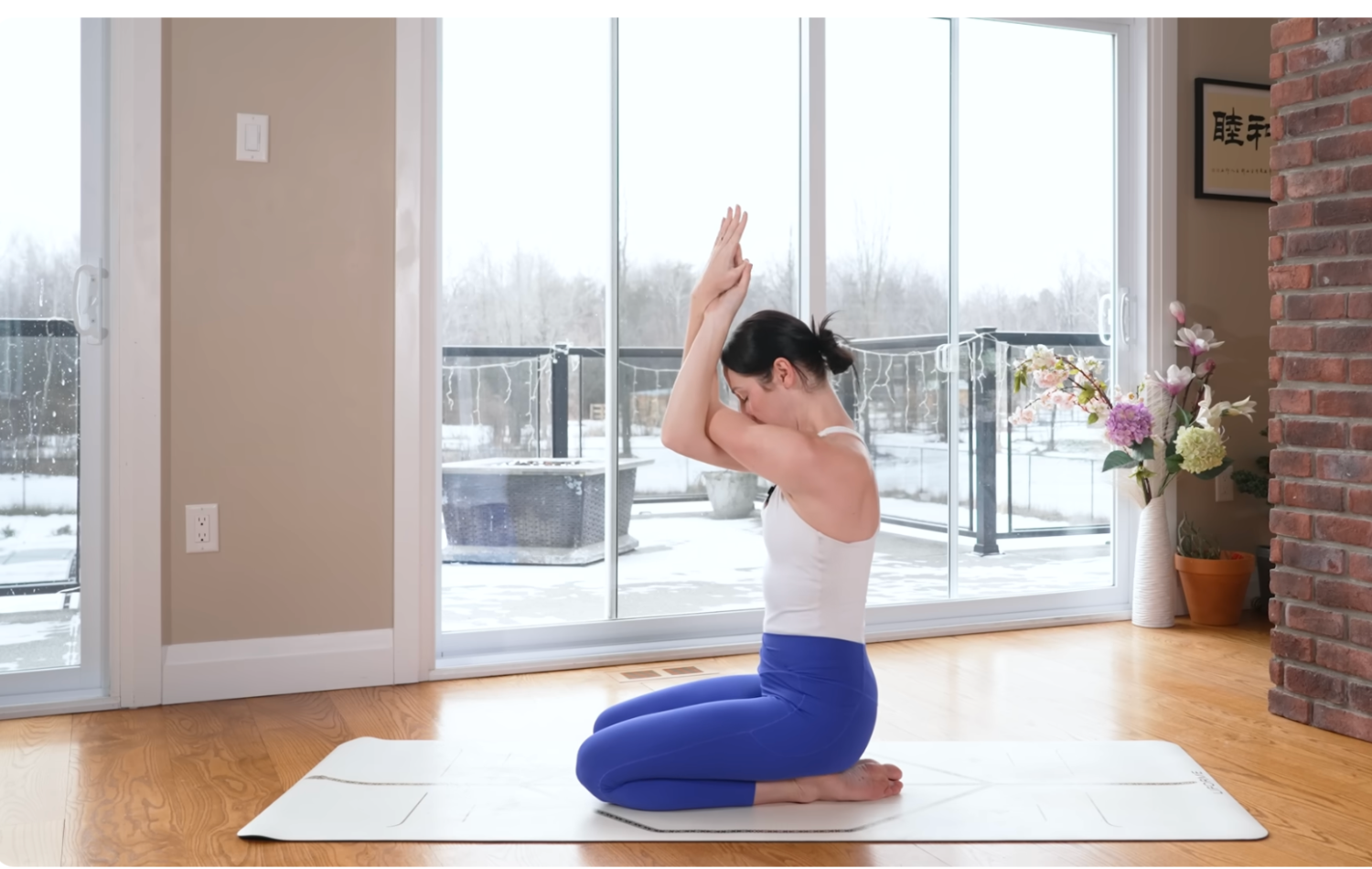 10-Minute Yoga to Unkink Your Neck and Shoulders