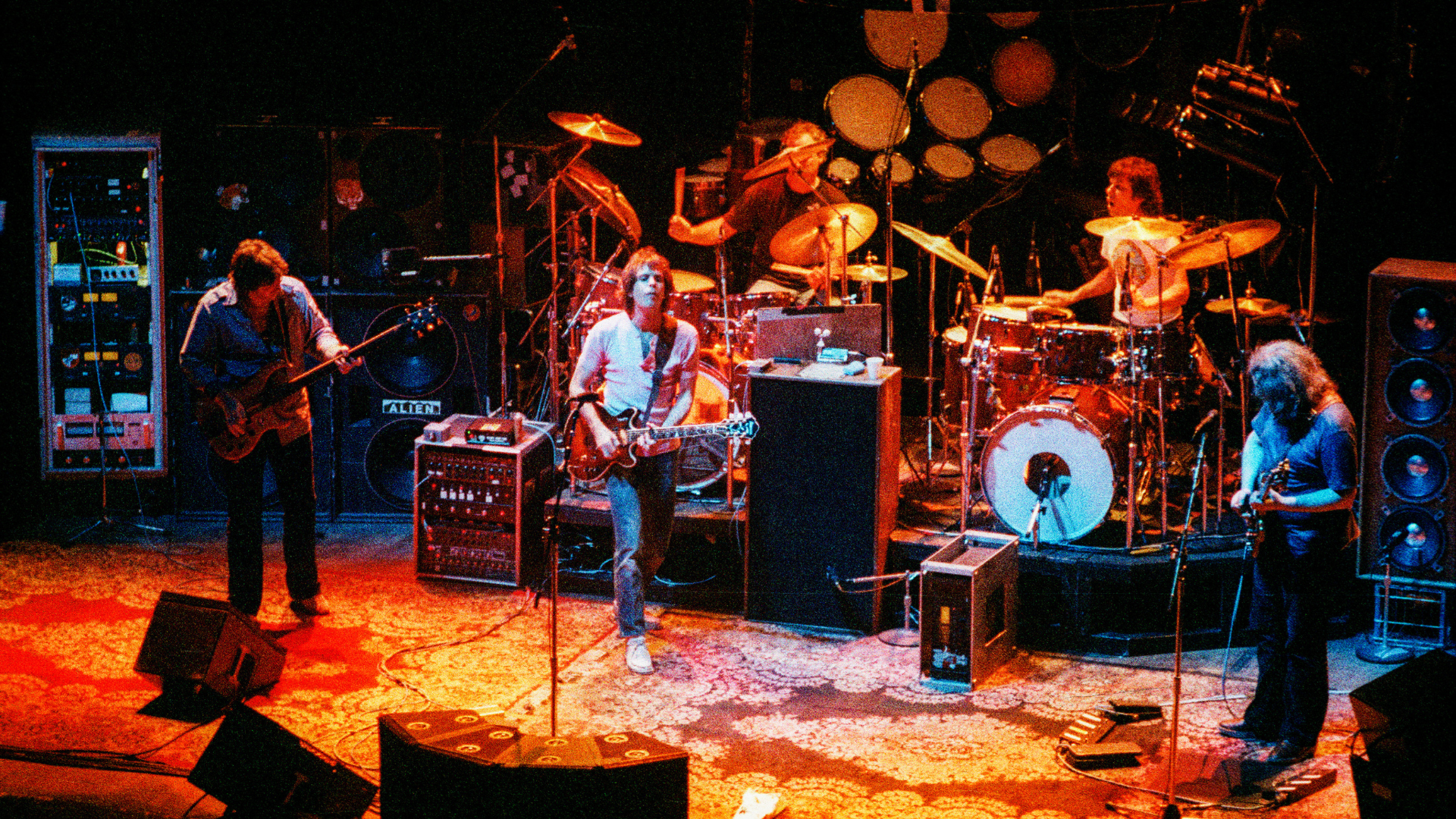 This Grateful Dead Yoga Playlist is What We All Need Now